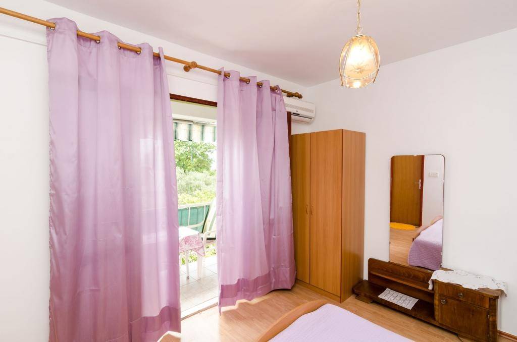 14 M² Casa ∙ 1 Habitación ∙ 2 Huéspedes - Slano