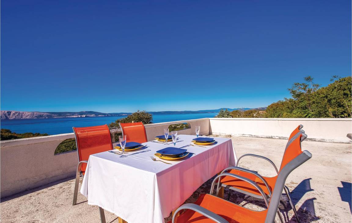 100 M² Apartment ∙ 2 Bedrooms ∙ 8 Guests - Novi Vinodolski