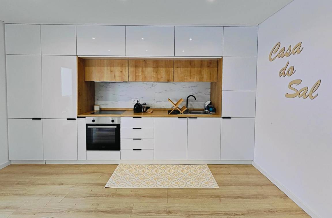 68 M² Apartamento ∙ 2 Quartos ∙ 4 Hóspedes - Setúbal