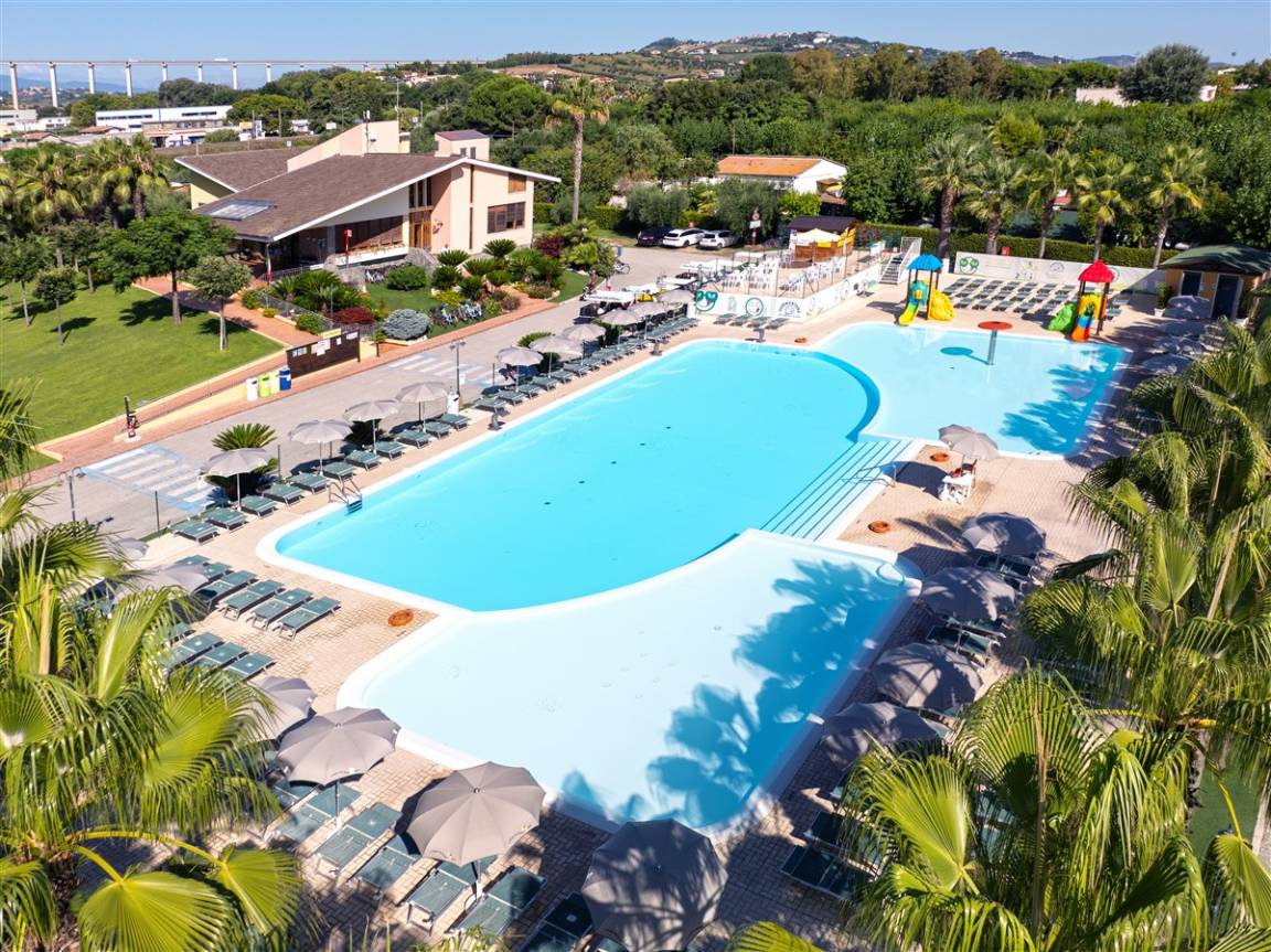 24 M² Maison De Vacances ∙ 2 Chambres ∙ 4 Personnes - Giulianova