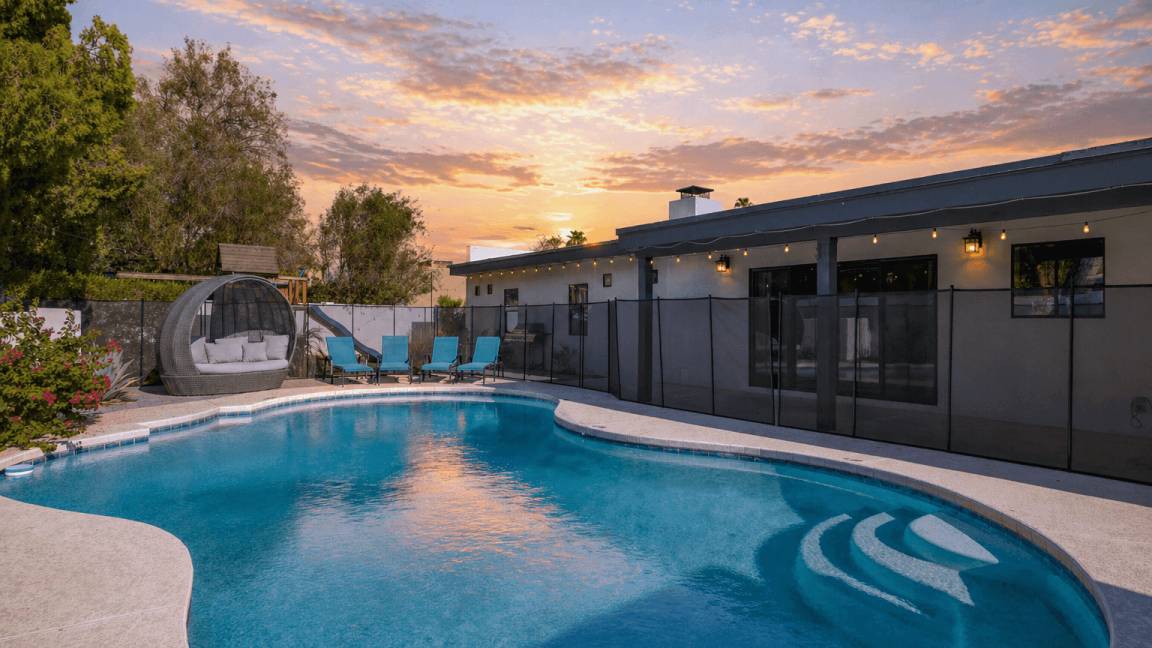 239 M² Villa ∙ 5 Bedrooms ∙ 14 Guests - Arizona