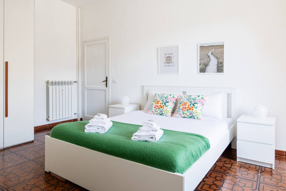 86 M² Apartamento ∙ 3 Habitaciones ∙ 6 Huéspedes - Roma