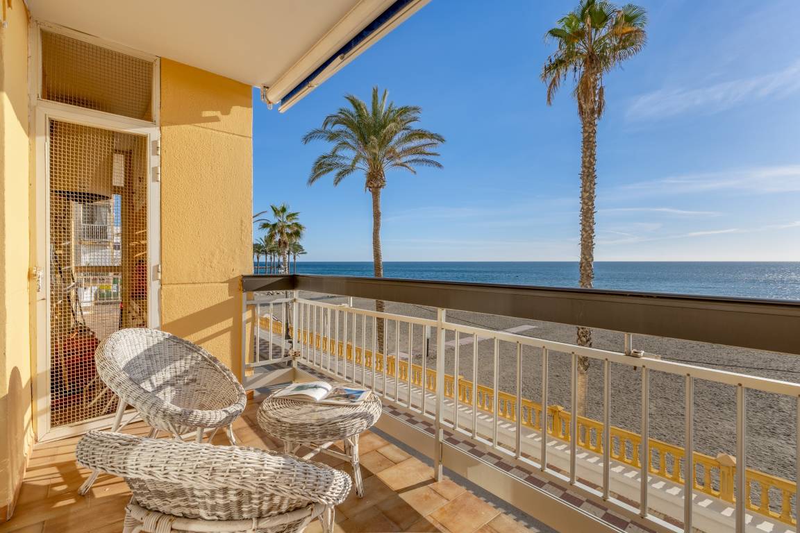 65 M² Apartment ∙ 2 Bedrooms ∙ 7 Guests - Motril