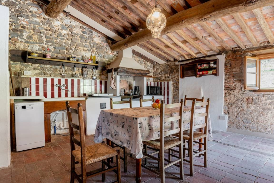 150 M² Appartement ∙ 2 Slaapkamers ∙ 6 Gasten - Lucca