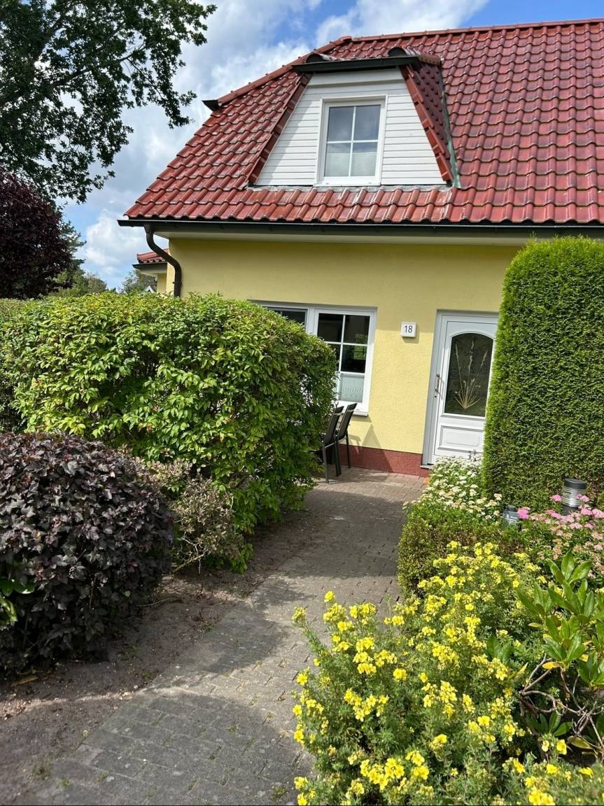 71 M² Ferienhaus ∙ 2 Schlafzimmer ∙ 4 Gäste - Zingst