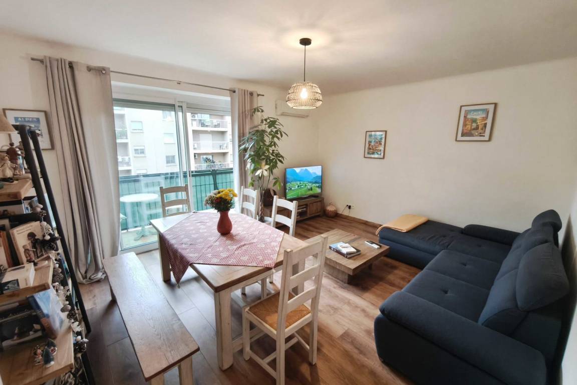 82 M² Apartamento ∙ 2 Habitaciones ∙ 5 Huéspedes - Ajaccio