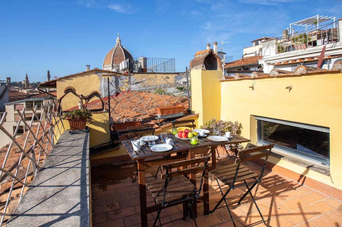 68 M² Apartment ∙ 2 Bedrooms ∙ 4 Guests - Florence