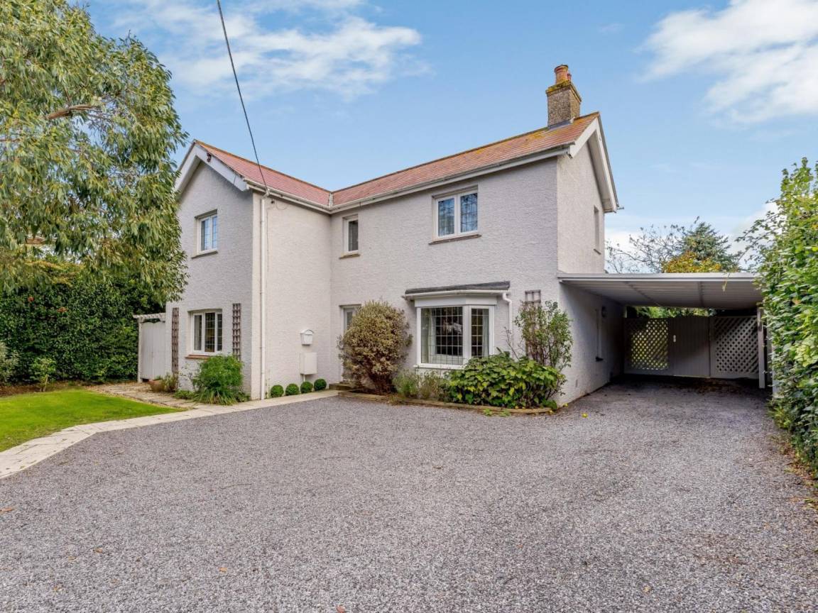 Cottage ∙ 4 Bedrooms ∙ 7 Guests - Bembridge