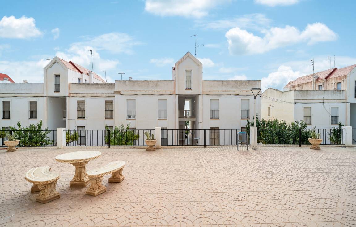 76 M² Apartamento ∙ 3 Habitaciones ∙ 5 Huéspedes - Pulpí