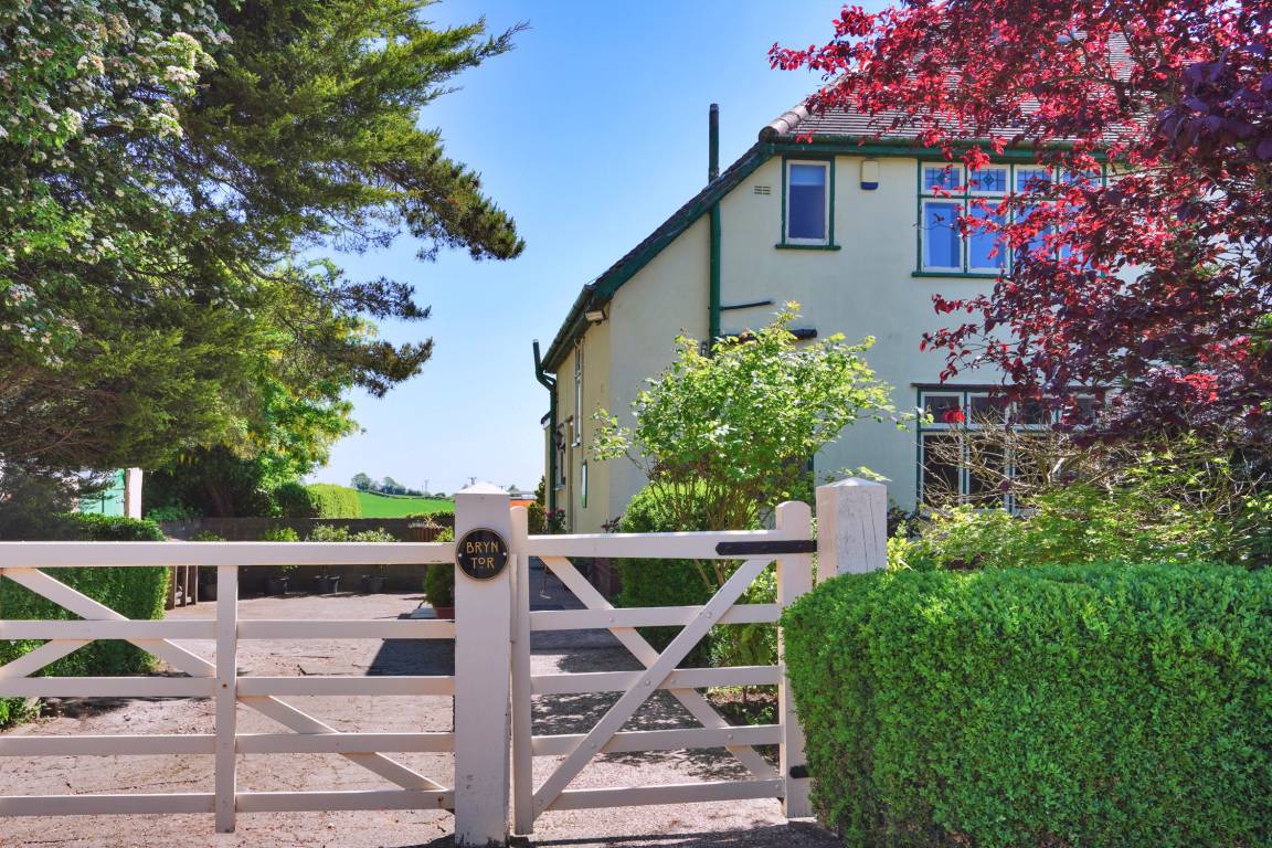 145 M² Cottage ∙ 3 Bedrooms ∙ 5 Guests - Chesterfield
