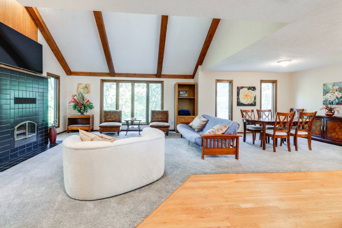 232 M² House ∙ 4 Bedrooms ∙ 11 Guests - Goshen, OH