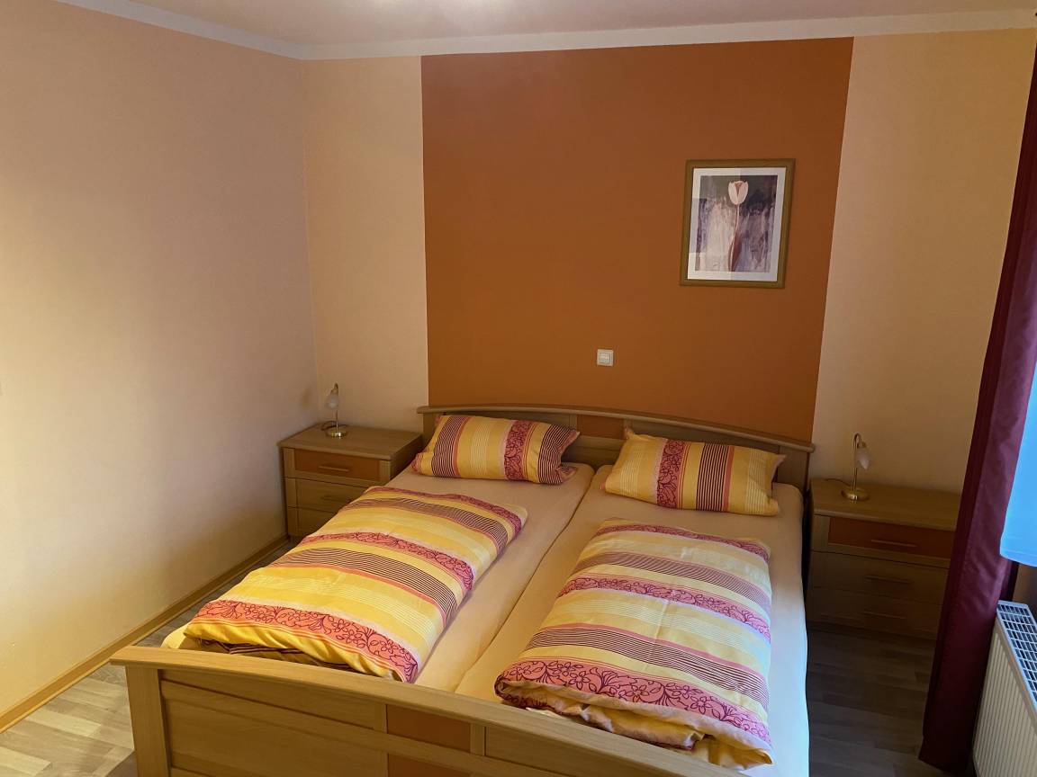 15 M² Hotel ∙ 1 Slaapkamer ∙ 2 Gasten - Limburg an der Lahn