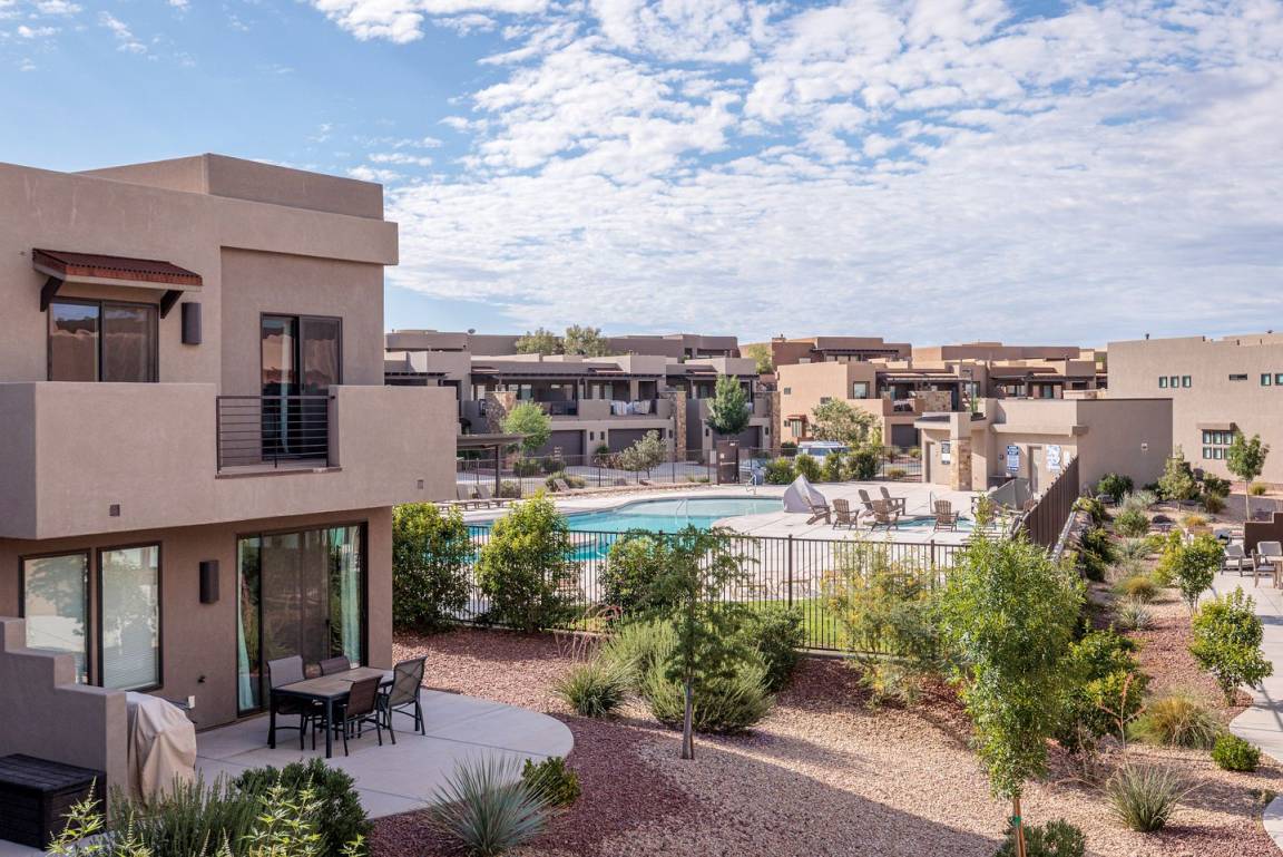 Villa ∙ 4 Bedrooms ∙ 8 Guests - Snow Canyon State Park, Ivins