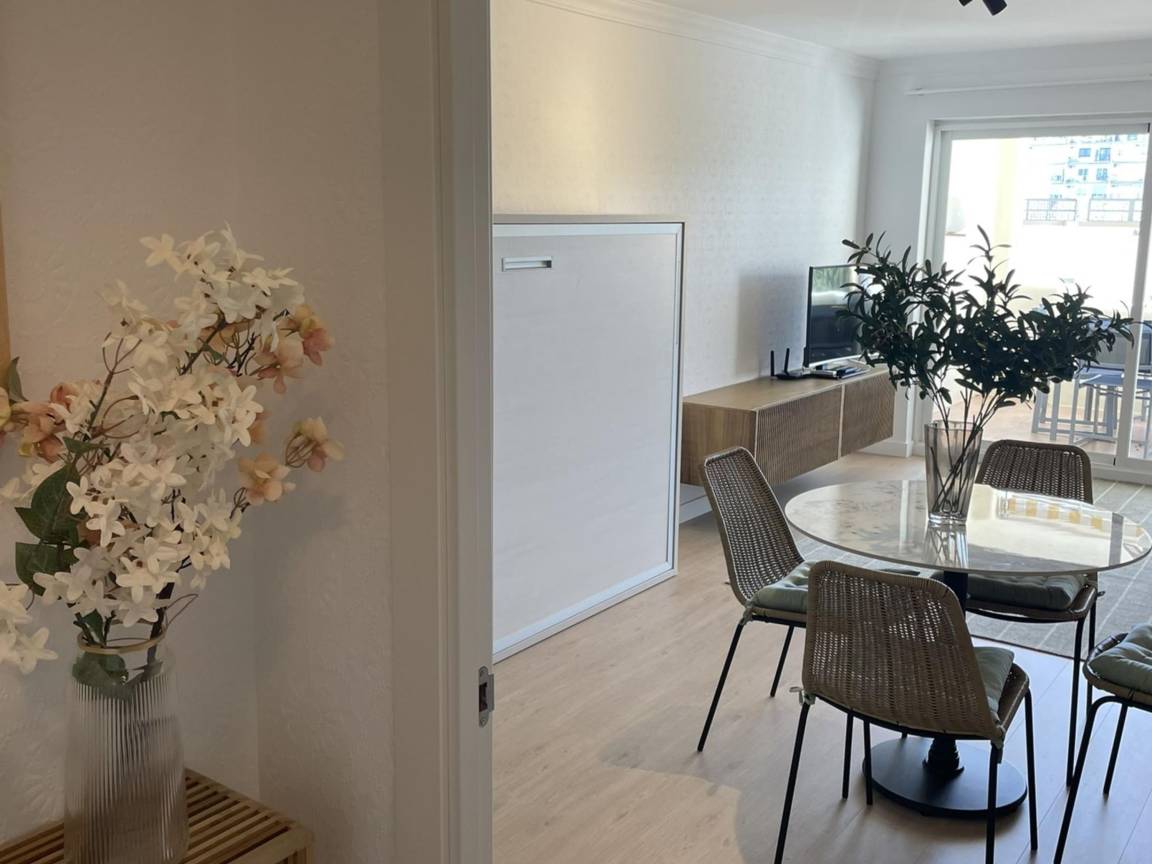90 M² Ferienwohnung ∙ 1 Schlafzimmer ∙ 4 Gäste - Marbella