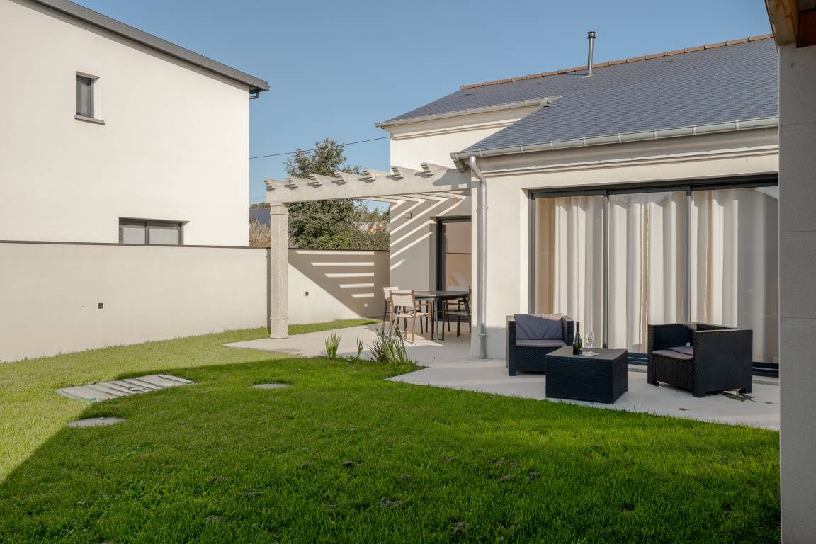 145 M² Maison De Vacances ∙ 3 Chambres ∙ 6 Personnes - Dinan