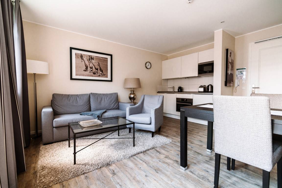 55 M² Ferienwohnung ∙ 1 Schlafzimmer ∙ 2 Gäste - Wustrow
