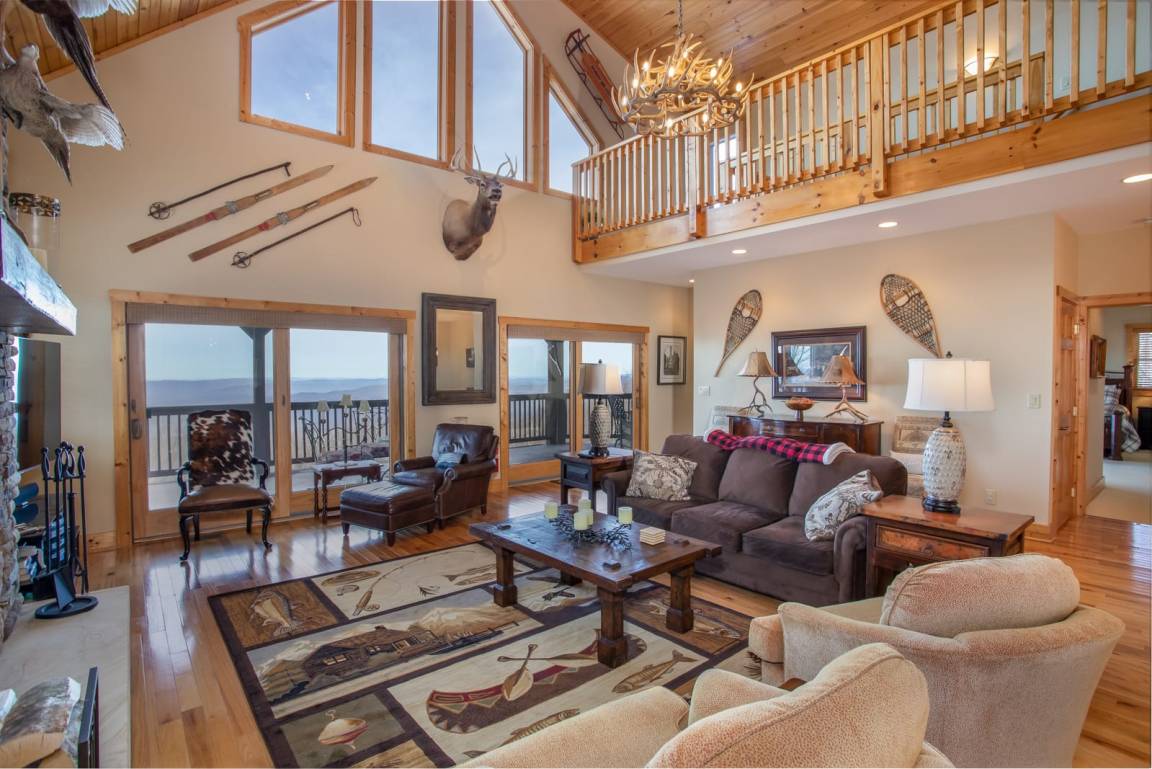 432 M² Cabin ∙ 7 Bedrooms ∙ 15 Guests - Beech Mountain, NC