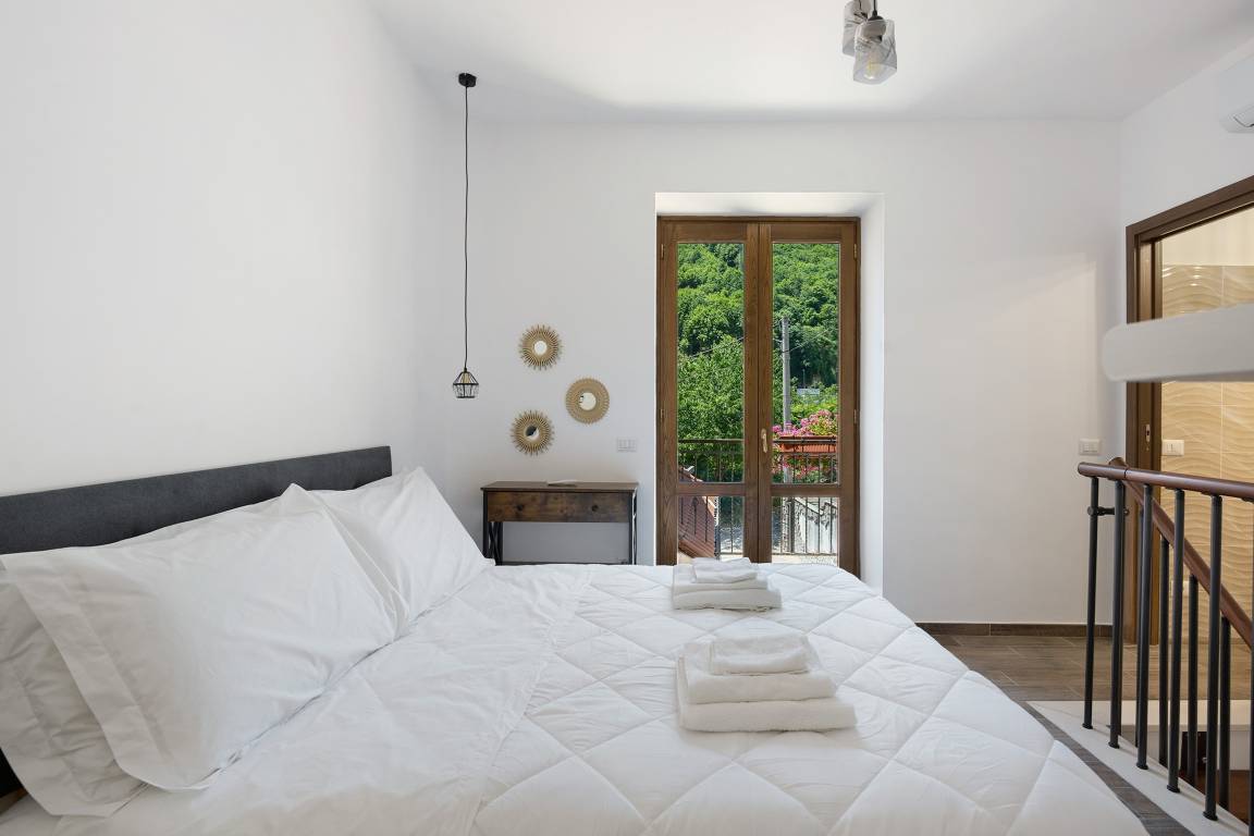 70 M² Ferienhaus ∙ 2 Schlafzimmer ∙ 3 Gäste - Positano