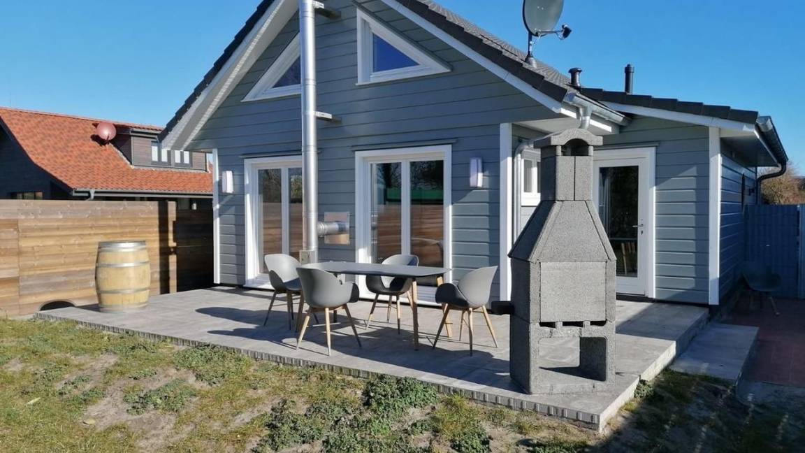 60 M² Ferienhaus ∙ 3 Schlafzimmer ∙ 6 Gäste - Neustadt in Holstein