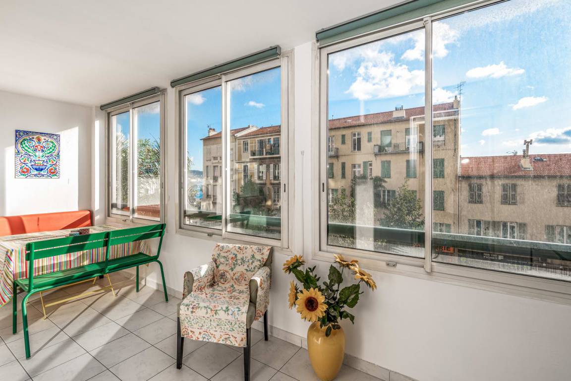 50 M² Apartamento ∙ 1 Habitación ∙ 4 Huéspedes - Niza