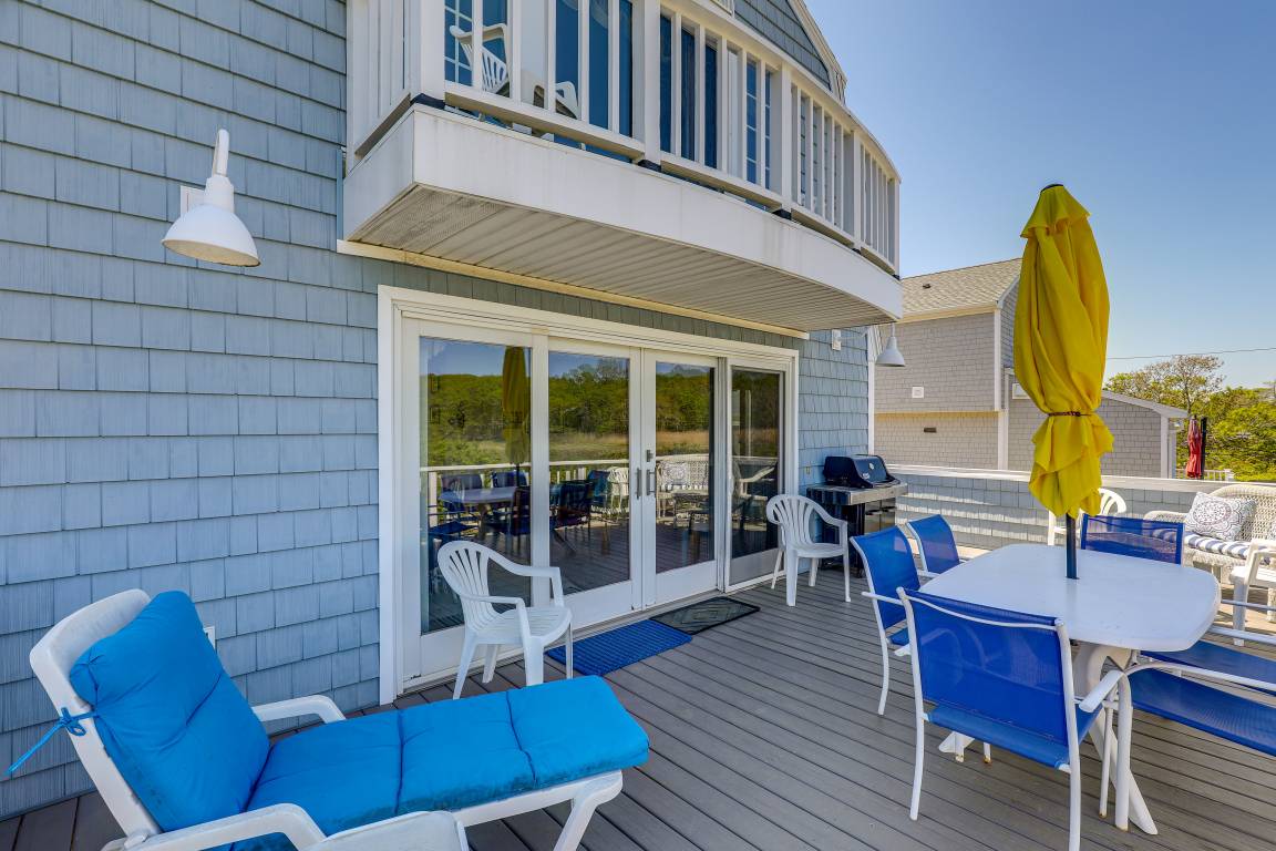 111 M² House ∙ 3 Bedrooms ∙ 8 Guests - Long Beach, Massachusetts