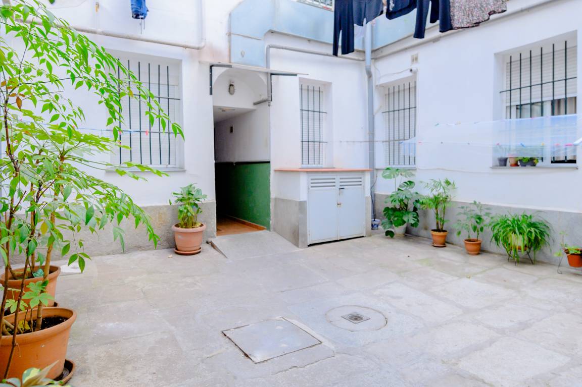 109 M² Apartamento ∙ 2 Habitaciones ∙ 4 Huéspedes - Madrid