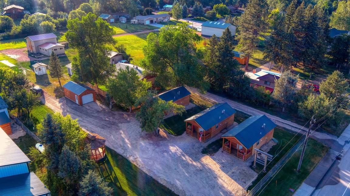 Villa ∙ 6 Bedrooms ∙ 9 Guests - Wyoming