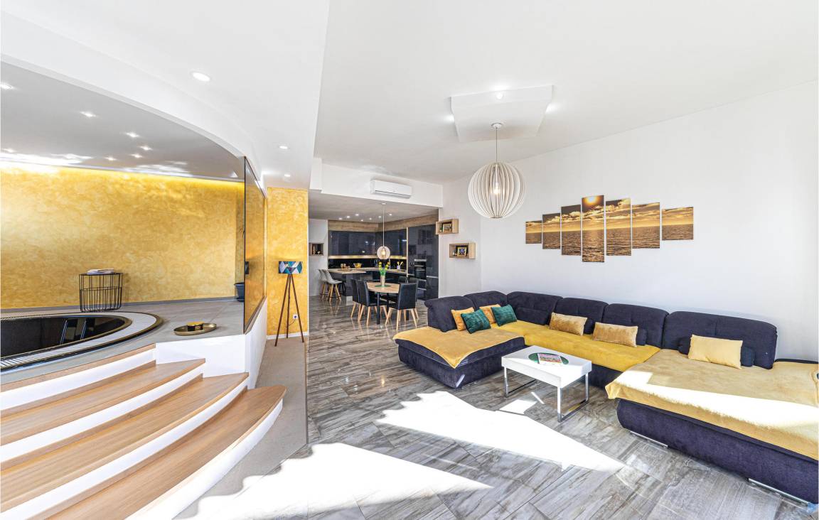 123 M² Maisonette-wohnung ∙ 2 Schlafzimmer ∙ 6 Gäste - Trogir