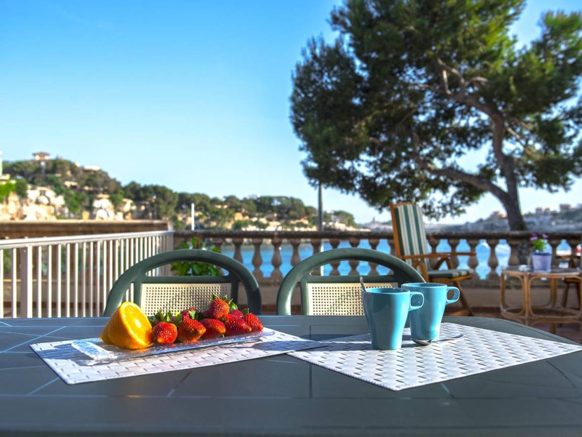 80 M² Apartamento ∙ 3 Habitaciones ∙ 5 Huéspedes - Cala Murada