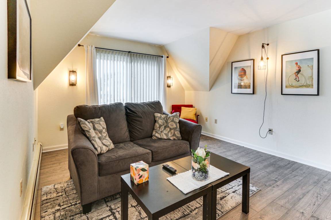 83 M² Apartment ∙ 1 Bedroom ∙ 2 Guests - Bedford, PA