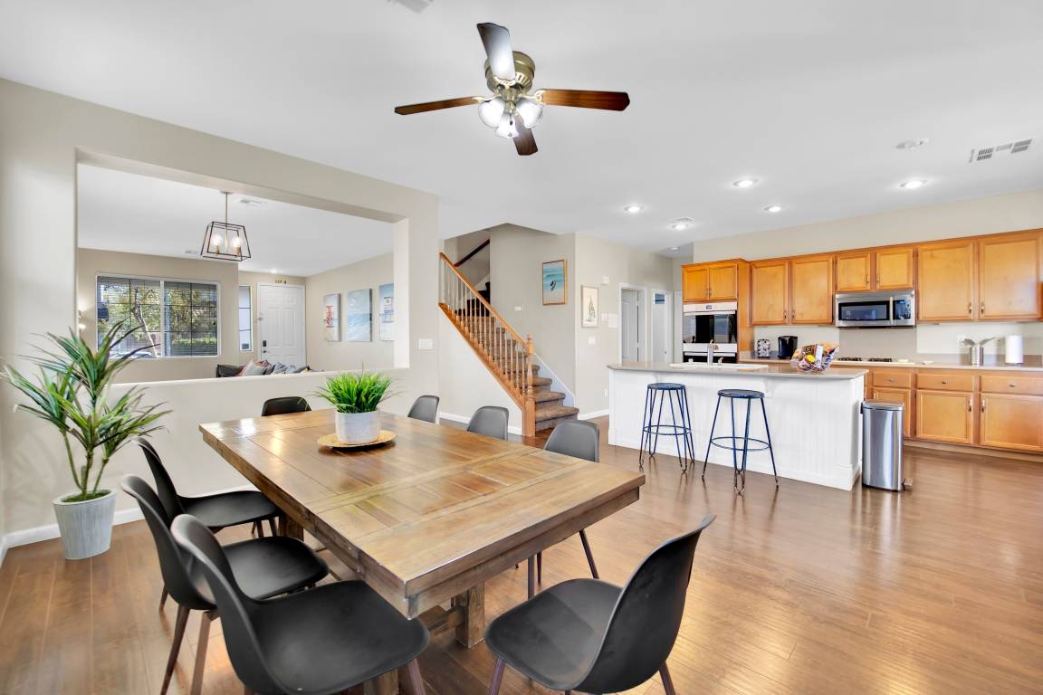 218 M² House ∙ 4 Bedrooms ∙ 10 Guests - Henderson, NV