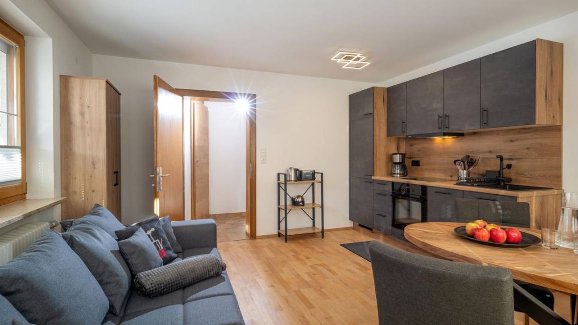 68 M² Ferienwohnung ∙ 2 Schlafzimmer ∙ 5 Gäste - Fieberbrunn