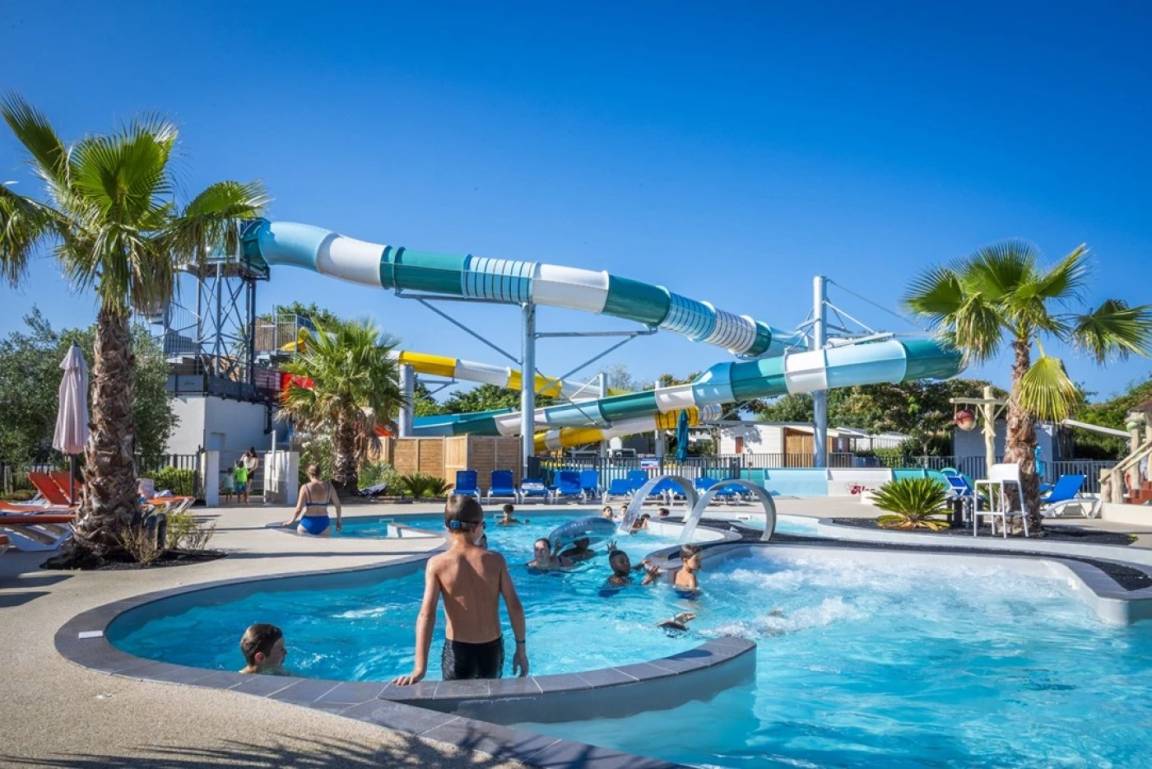 28 M² Camping ∙ 2 Bedrooms ∙ 5 Guests - Brem-sur-Mer