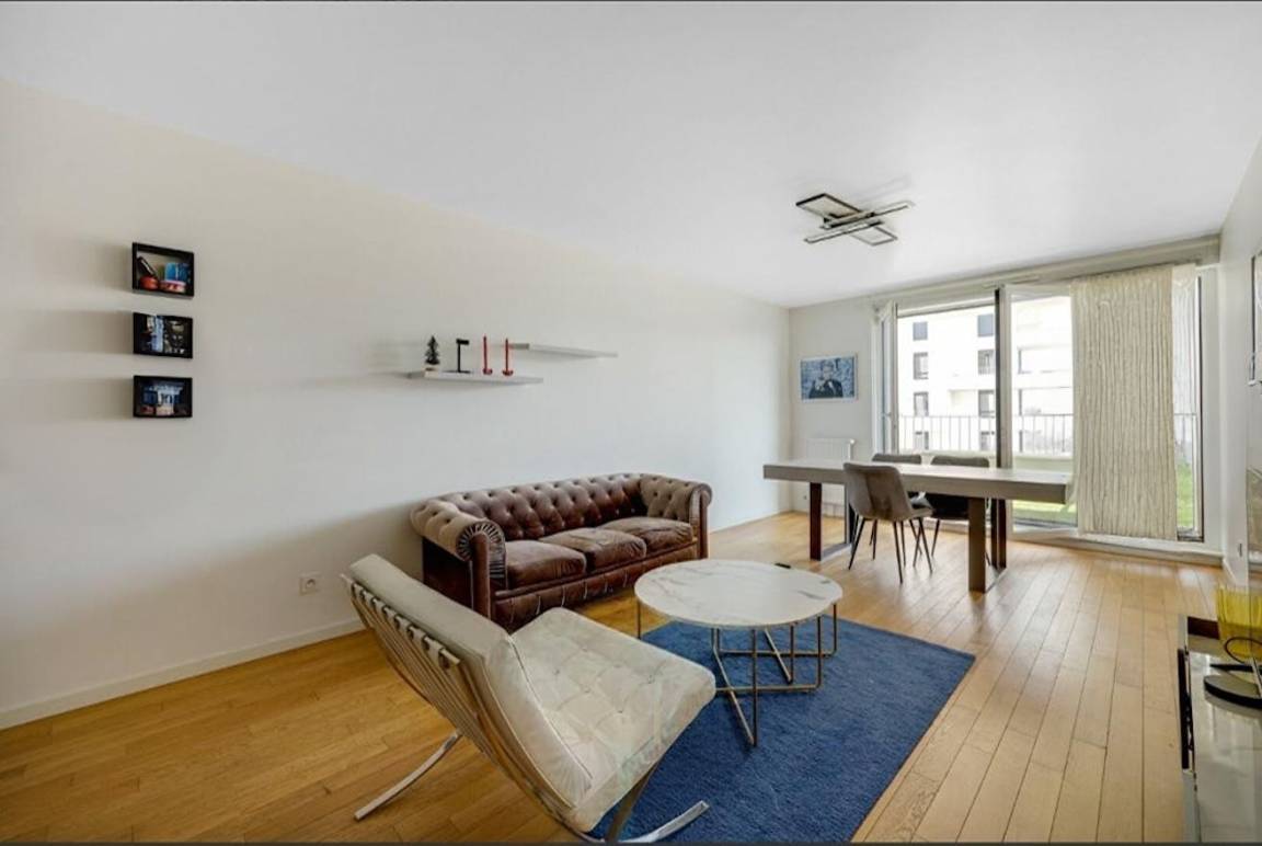 75 M² Appartement ∙ 2 Chambres ∙ 4 Personnes - Clichy
