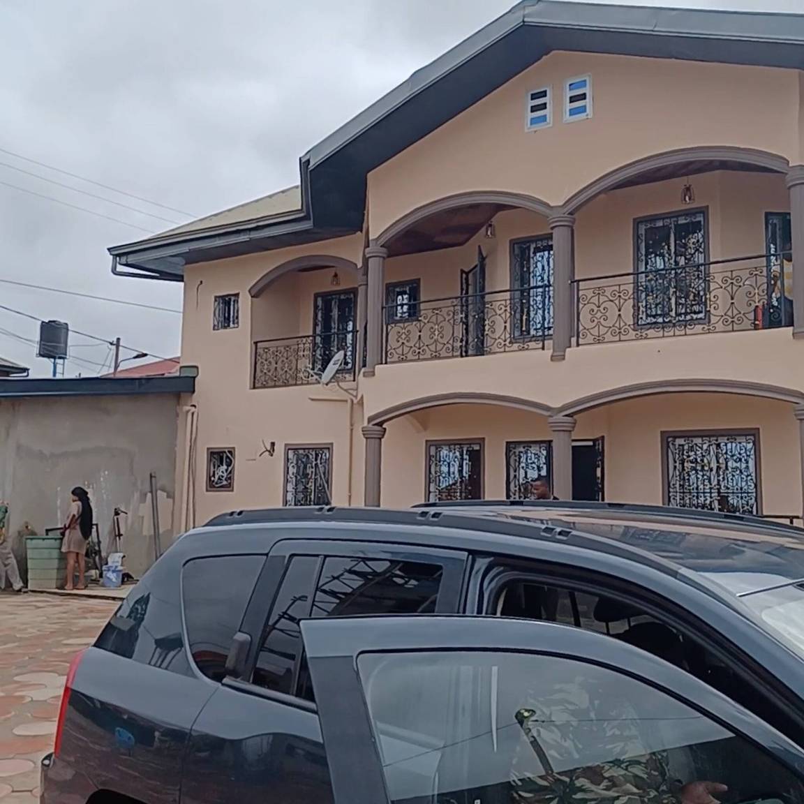 80 M² Apartamento ∙ 2 Habitaciones ∙ 4 Huéspedes - Yaundé