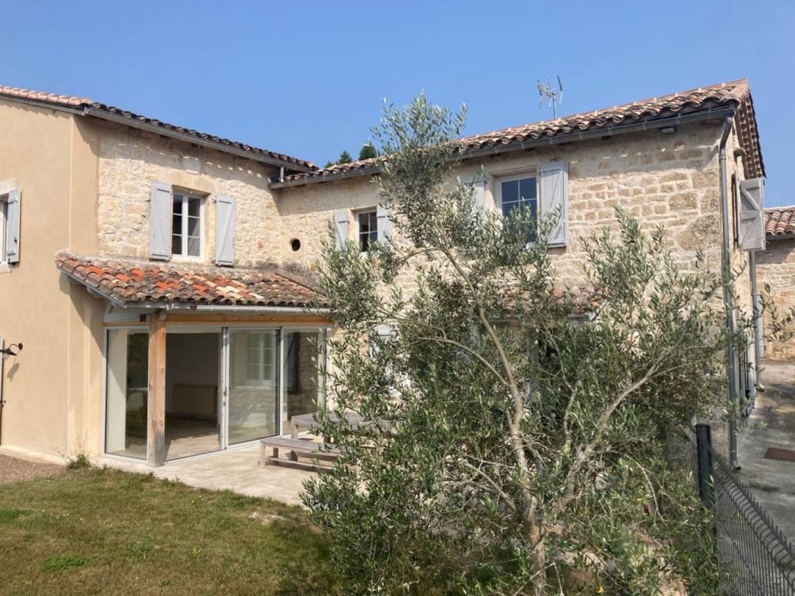 170 M² Gîte ∙ 3 Chambres ∙ 6 Personnes - Cordes-sur-Ciel