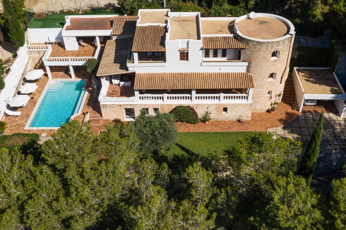 400 M² House ∙ 5 Bedrooms ∙ 8 Guests - Ibiza