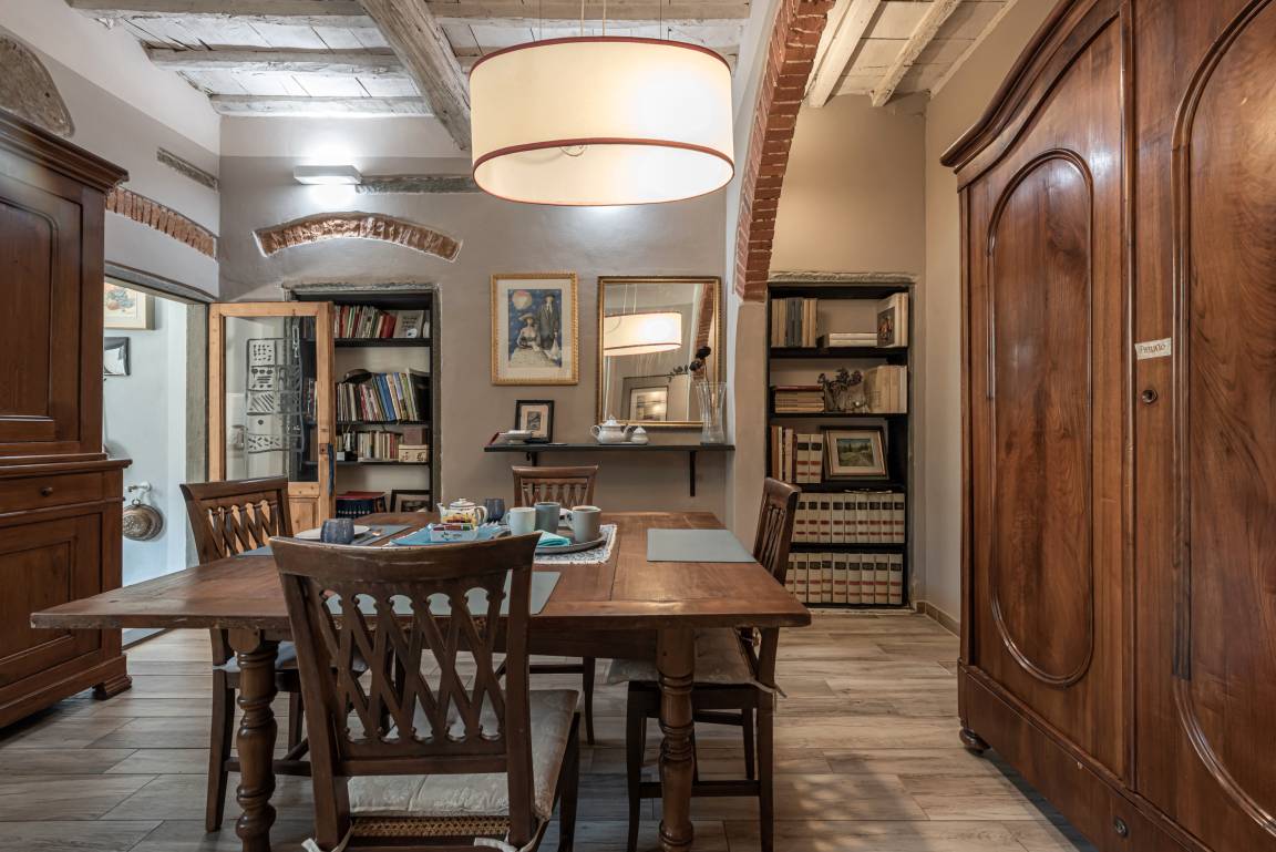 75 M² Apartamento ∙ 2 Habitaciones ∙ 4 Huéspedes - Florencia