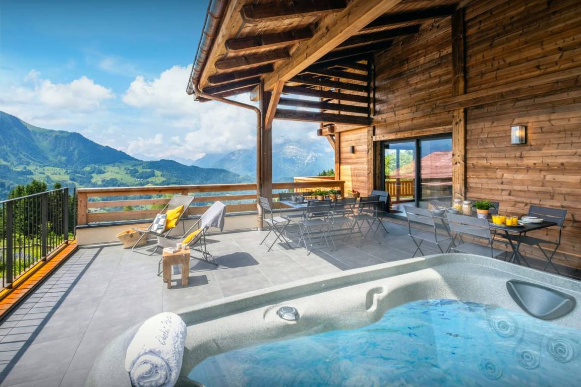 205 M² Chalet ∙ 5 Chambres ∙ 12 Personnes - Manigod