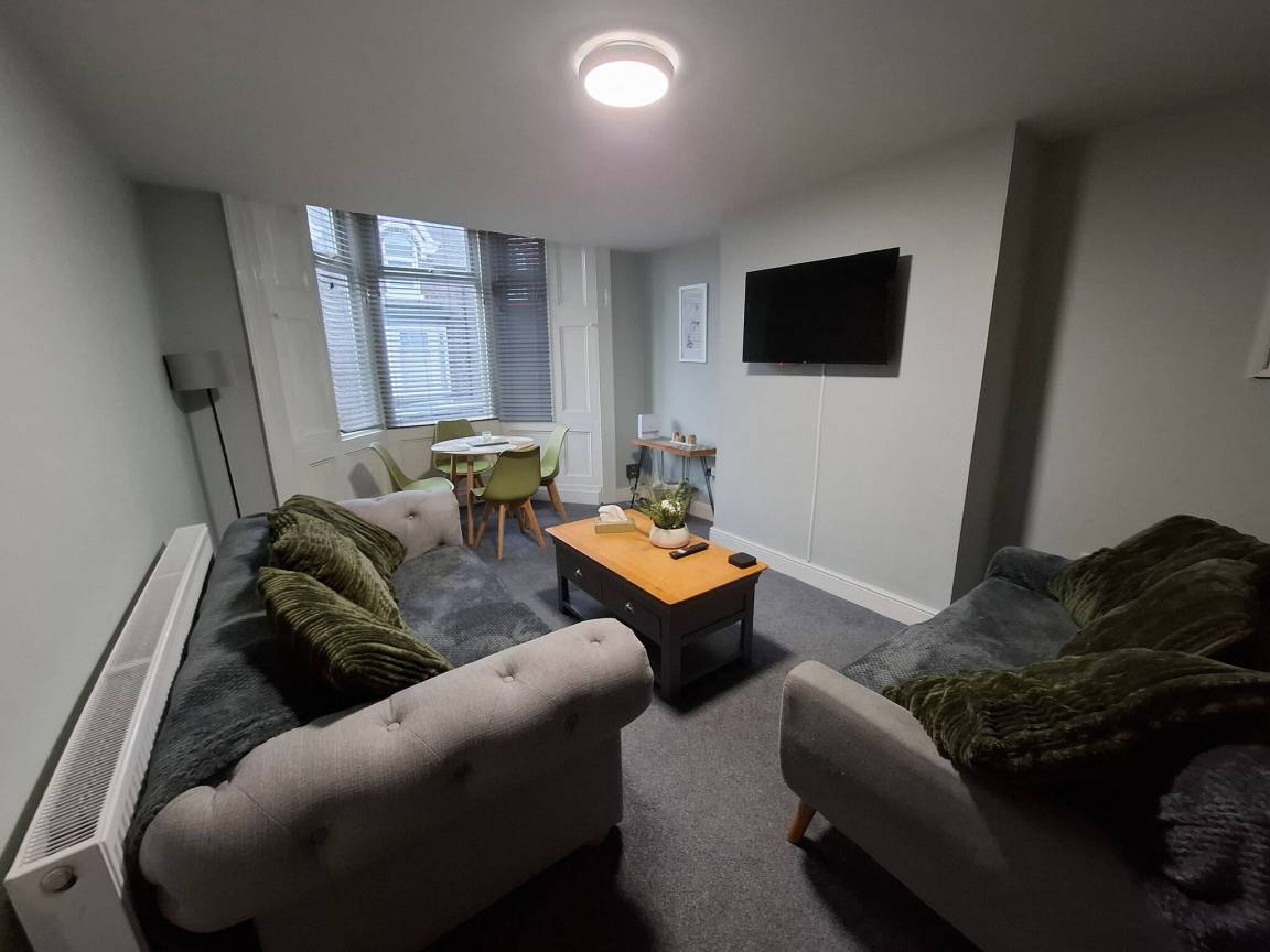 200 M² Ferienhaus ∙ 4 Schlafzimmer ∙ 5 Gäste - Sunderland