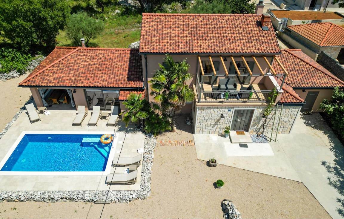 240 M² Maison De Vacances ∙ 3 Chambres ∙ 6 Personnes - Krk