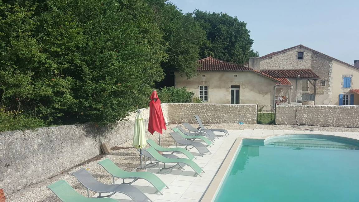 Maison De Vacances ∙ 5 Chambres ∙ 10 Personnes - Juignac