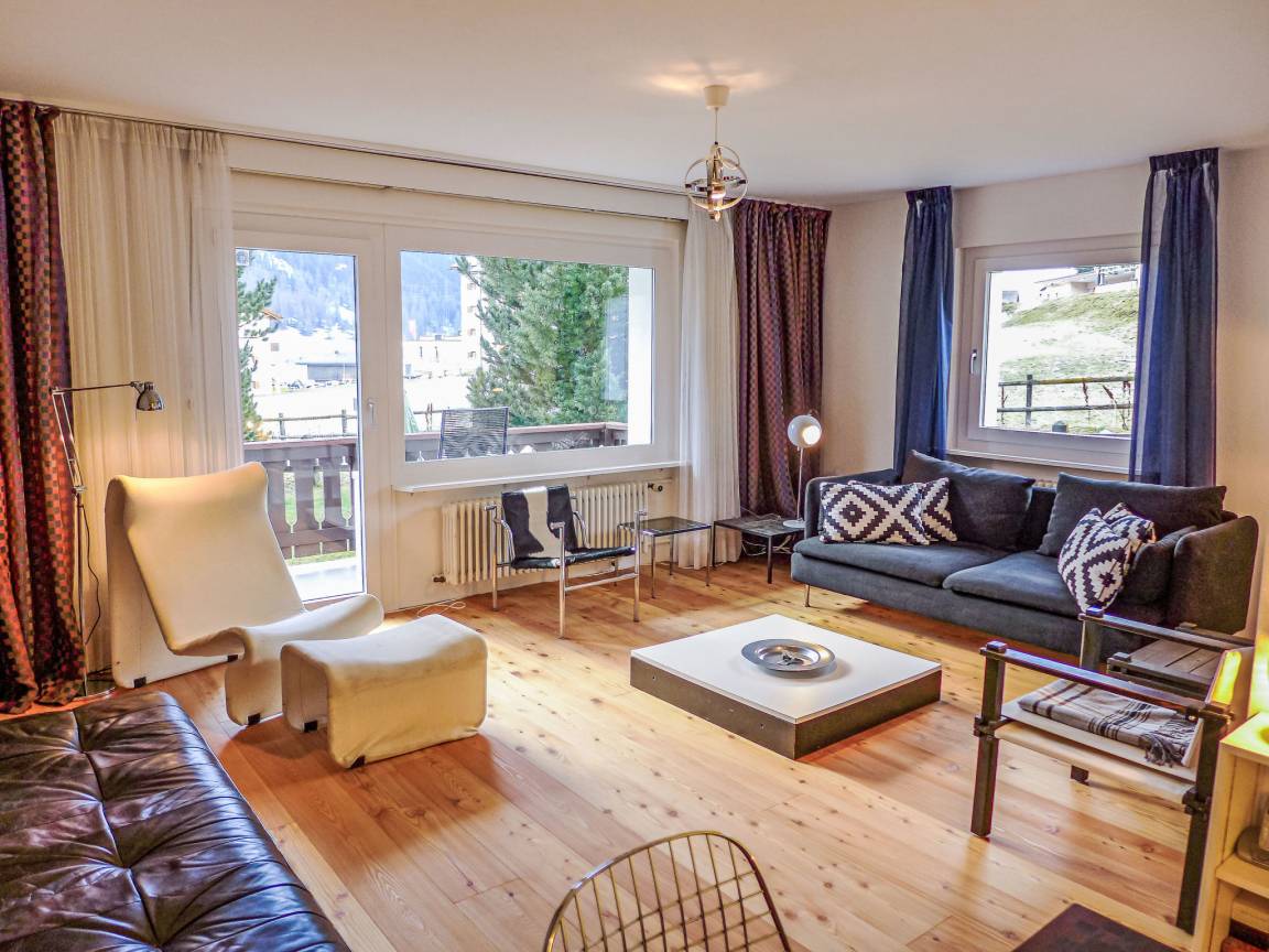 100 M² Apartment ∙ 2 Bedrooms ∙ 4 Guests - Zuoz