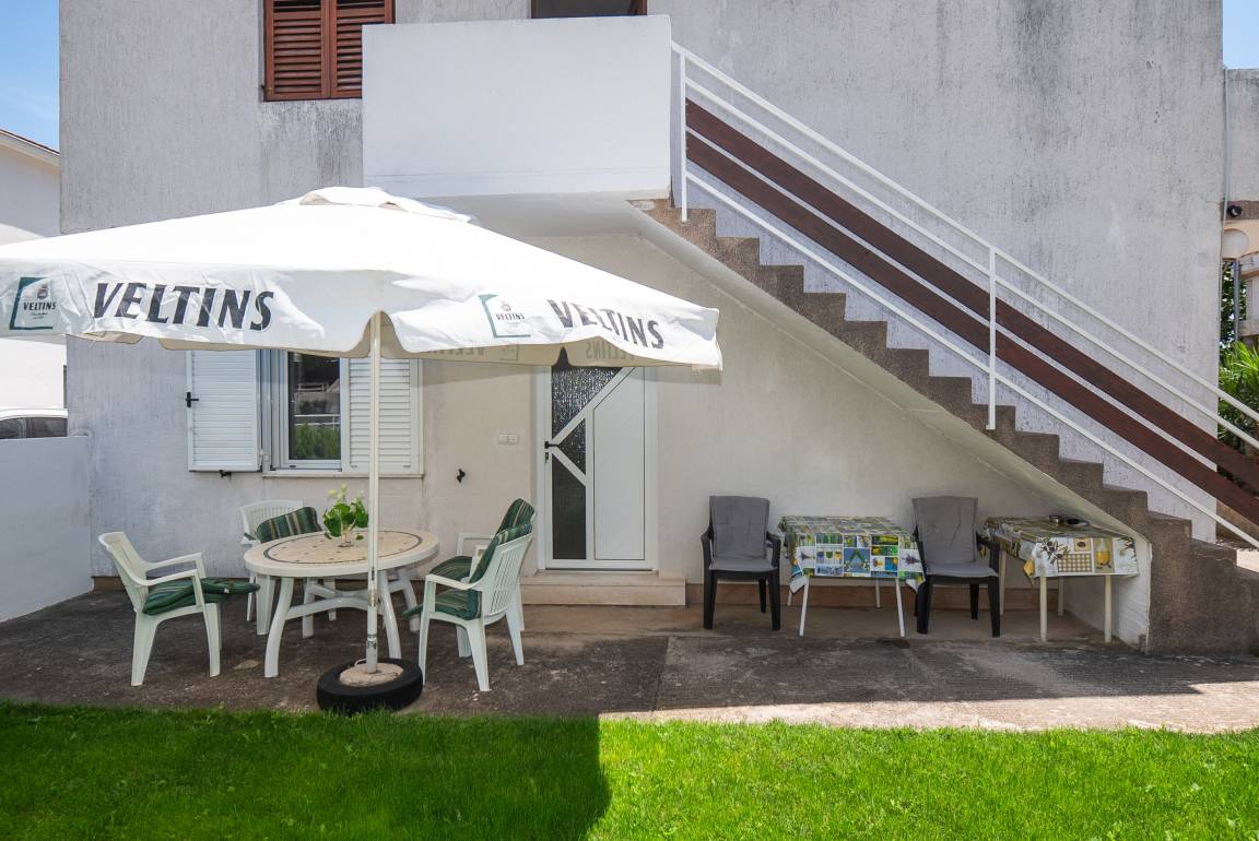 50 M² Apartment ∙ 2 Bedrooms ∙ 4 Guests - Vodice