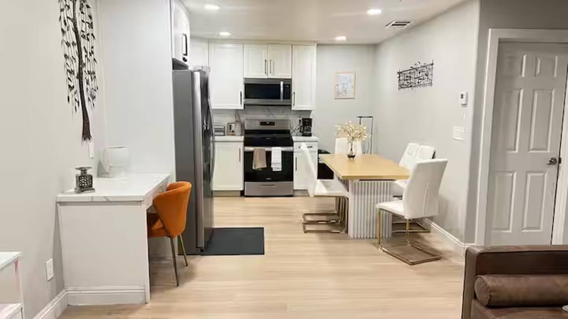 135 M² House ∙ 2 Bedrooms ∙ 4 Guests - Santee, CA