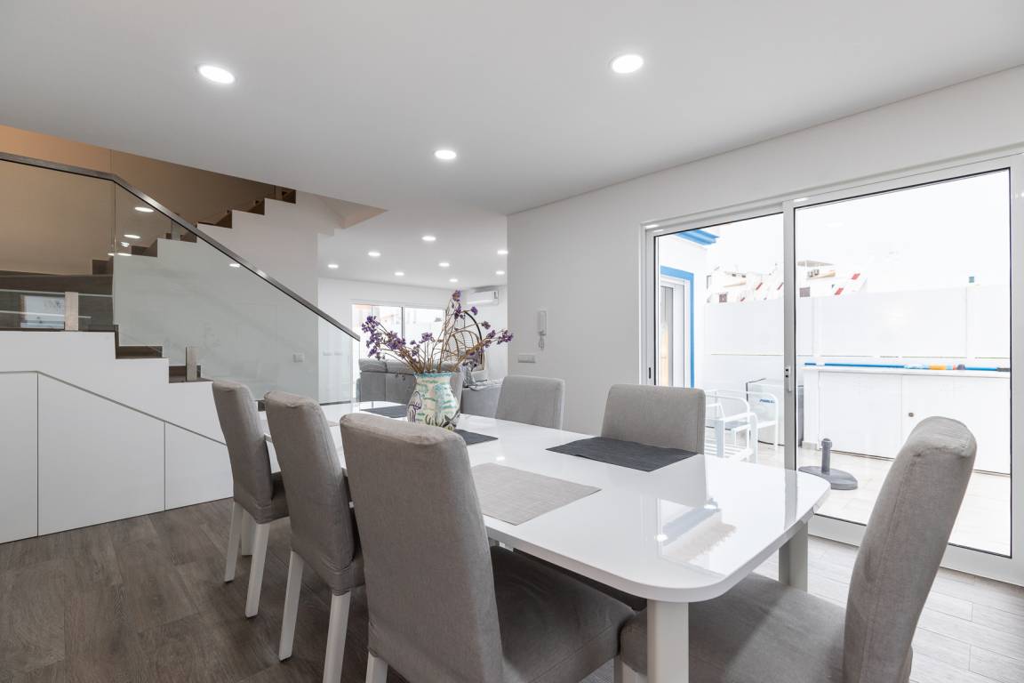 130 M² Casa ∙ 3 Habitaciones ∙ 6 Huéspedes - Altura, Portugal