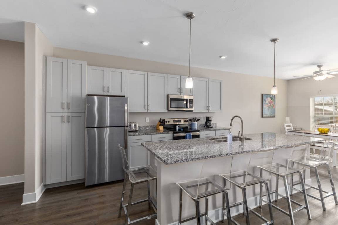 125 M² Apartment ∙ 2 Bedrooms ∙ 6 Guests - Grandville, MI