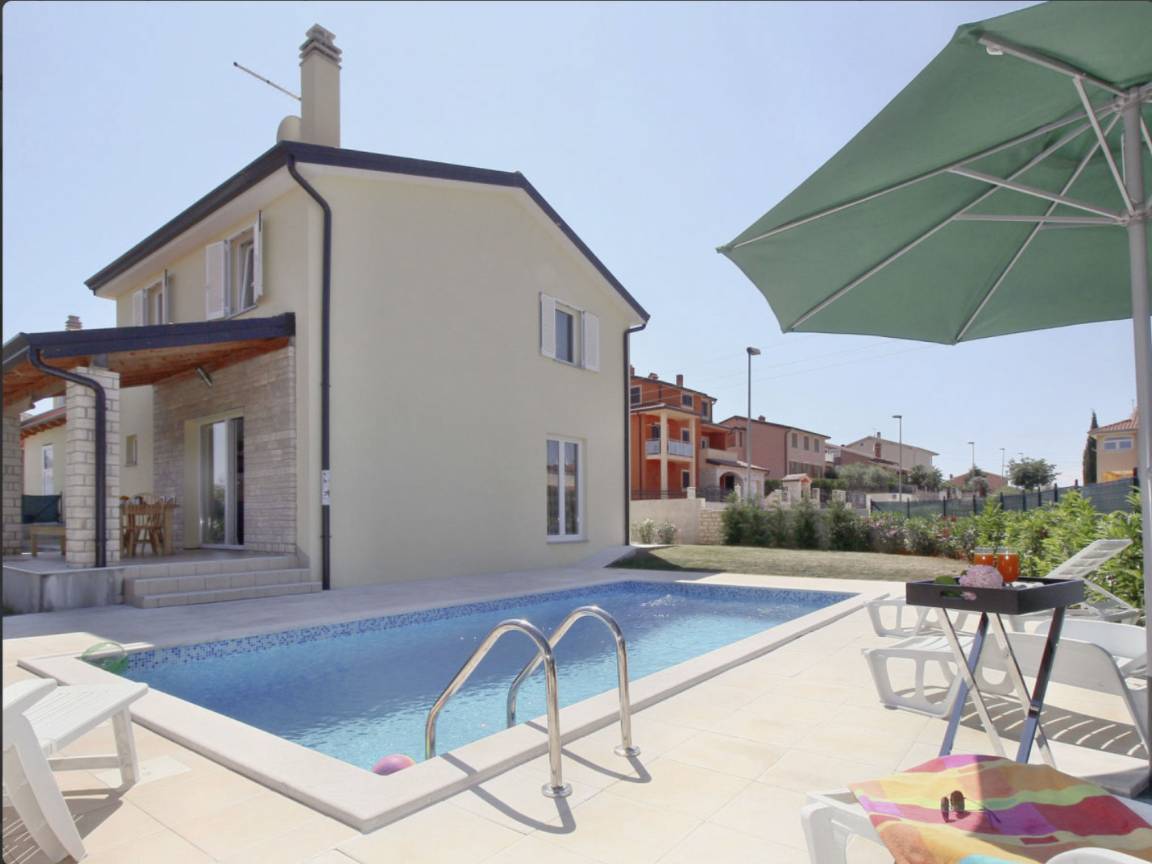 120 M² Huis ∙ 3 Slaapkamers ∙ 6 Gasten - Portorož