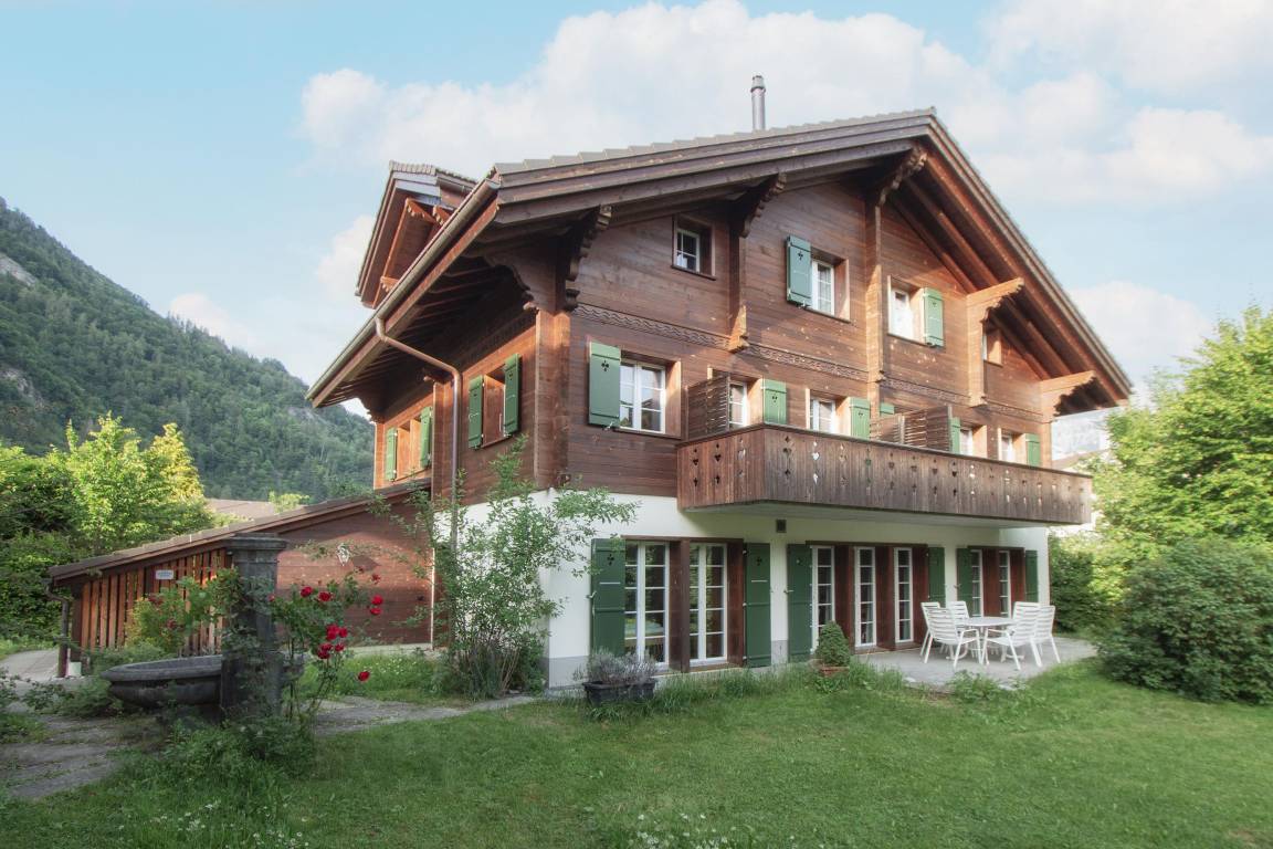 85 M² Ferienwohnung ∙ 3 Schlafzimmer ∙ 6 Gäste - Interlaken