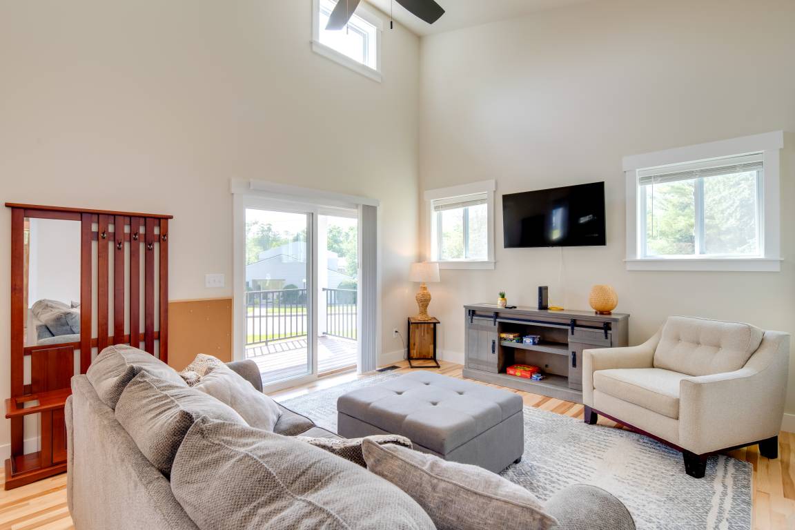 74 M² House ∙ 2 Bedrooms ∙ 4 Guests - Mountain Home, NC